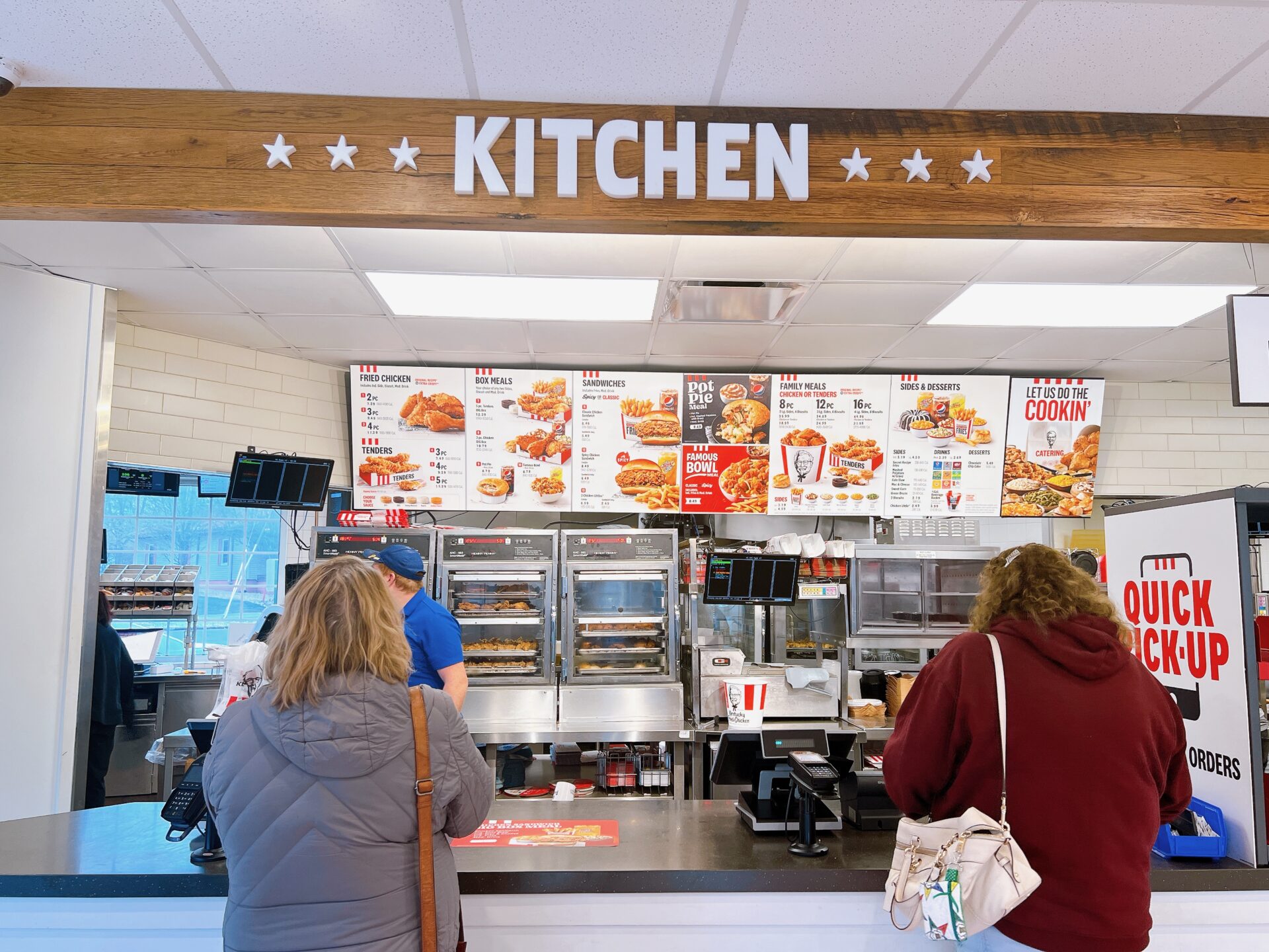 【KFCオリジナル店】ケンタッキー州コービンにある本当のKFC1号店とカーネルサンダースおじさん博物館 - ぴんくのねずみの森